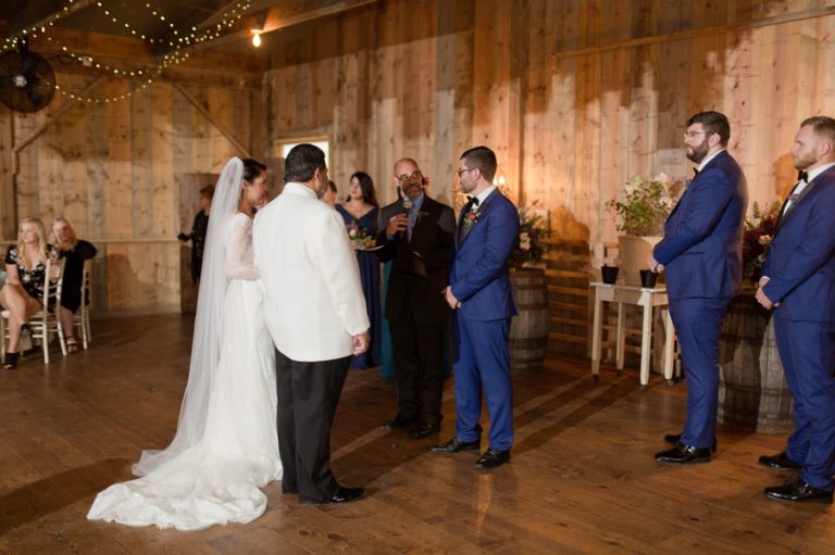 Jorgensen Farm Wedding | New Albany, OH | Shawn and Eliza